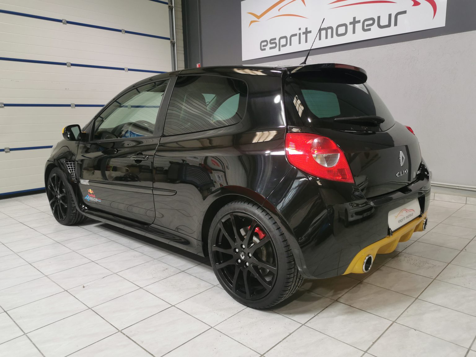 Renault Clio 3 RS Red Bull – Esprit Moteur